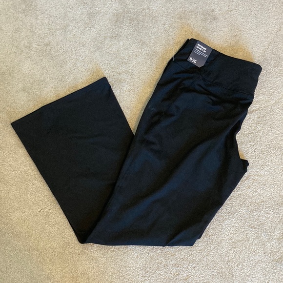 DSG | Pants & Jumpsuits | Nwt Performance Mid Rise Flare Yoga Pants ...